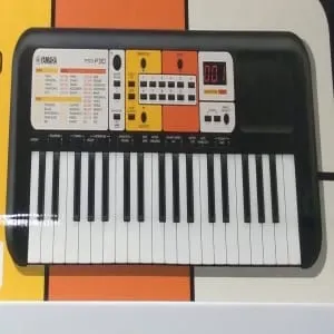 Buy Yamaha Keyboard PSS-F30